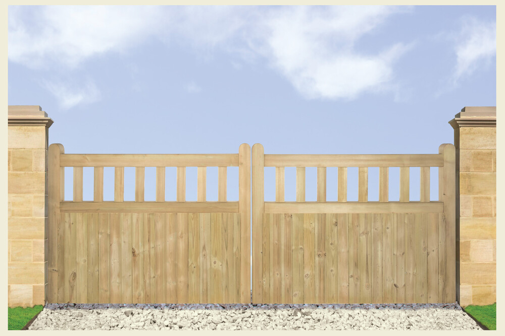 Banff Driveway Gates | Products | Fountain Timber