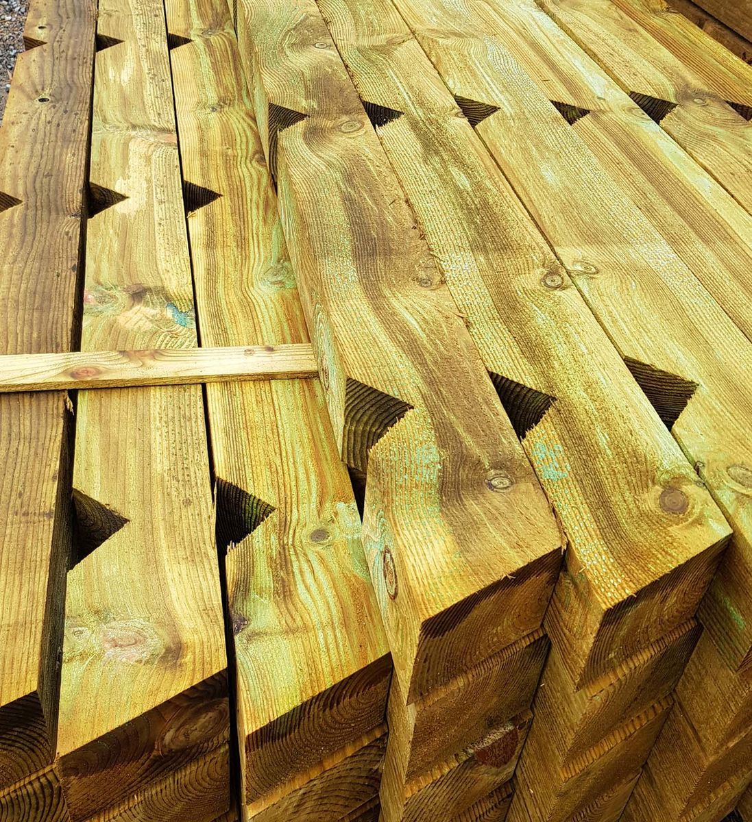 Notched Post | Products | Fountain Timber